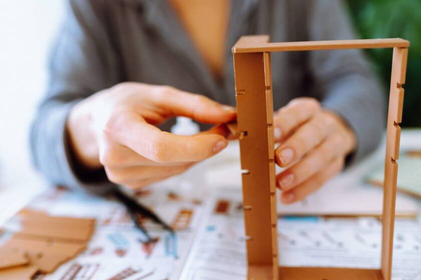 Kit book nook DIY : l'art miniature à assembler soi-même - Gresel ...